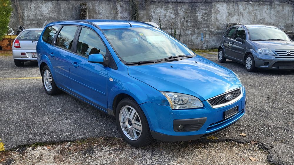 Ford Focus 1.6i 16V, break, climatisée, automatique, 8 roues | Kaufen ...