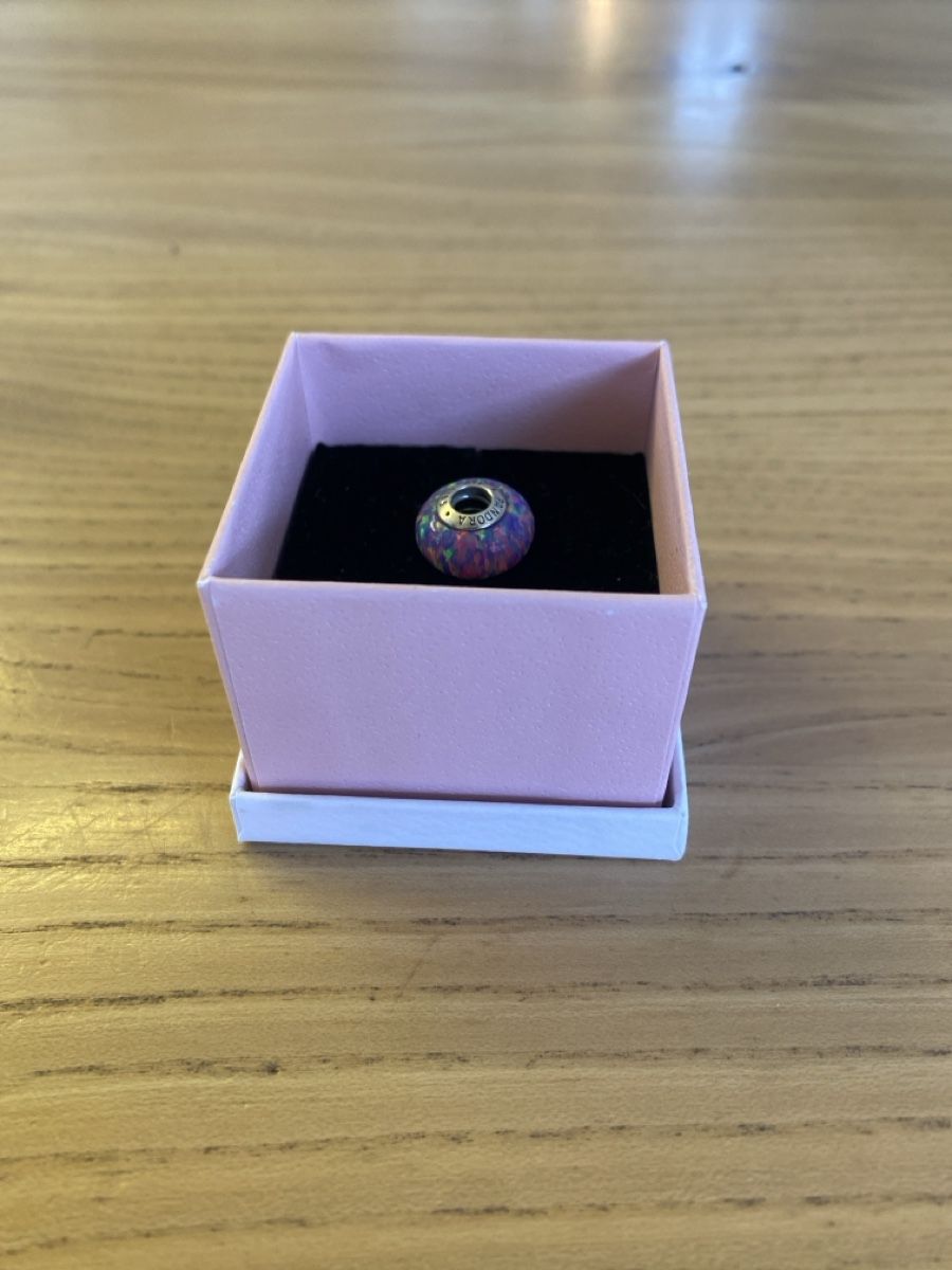 Pandora Charm / Bead, neuwertig, Lila-Rosa Farbverlauf💜 (Gebraucht) in ...