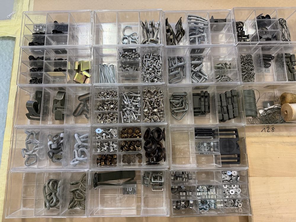 Sattler Material Schnallen Nieten Ösen und vieles mehr (Neu (gemäss ...