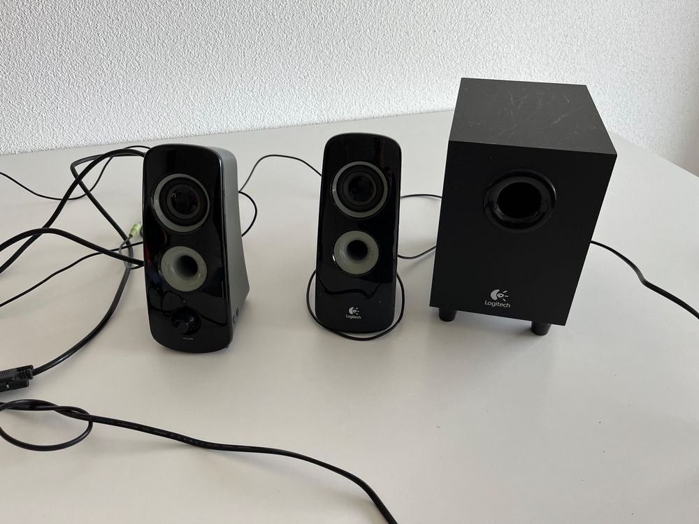 Logitech Soundsystem (Gebraucht) in Schwyz für CHF 20 – mit Lieferung ...