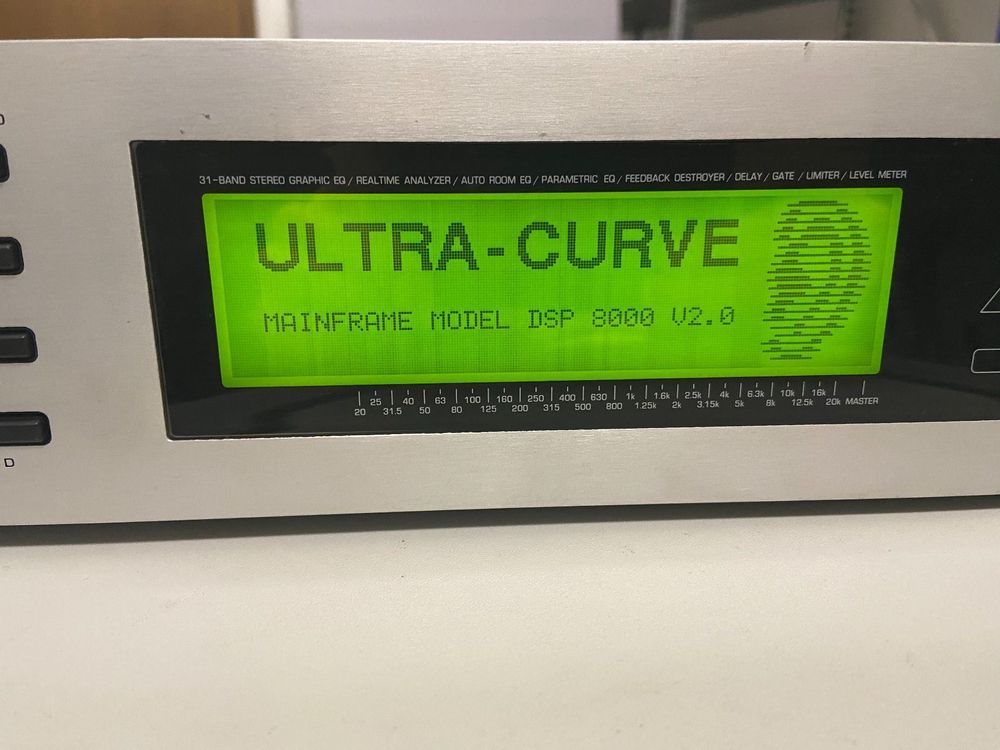 Ultra Curve Behringer DSP 8000 (Gebraucht) in Zürich für CHF 80 – mit ...