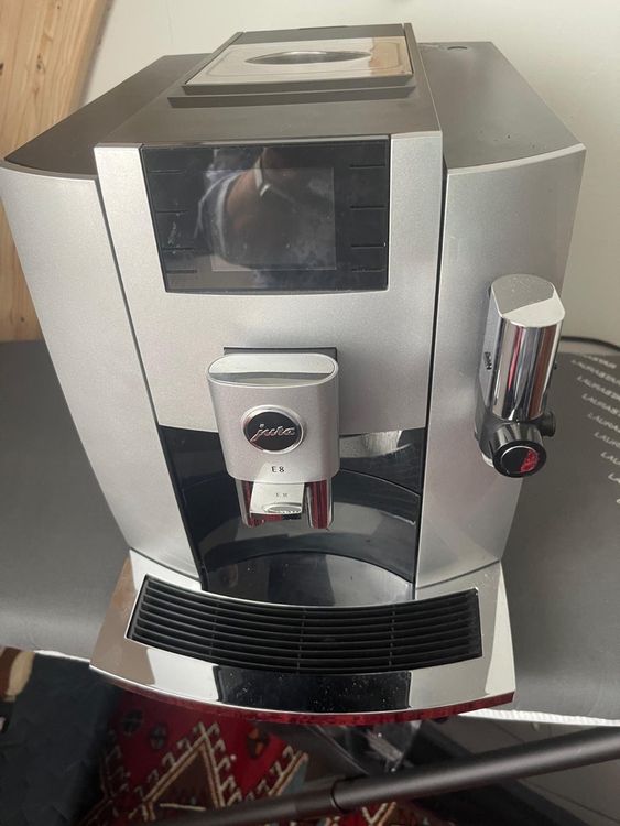 Jura E8 Kaffeevollautomat - Top Zustand! Jetzt ersteigern! (Gebraucht) in Dietikon für CHF 800 ...