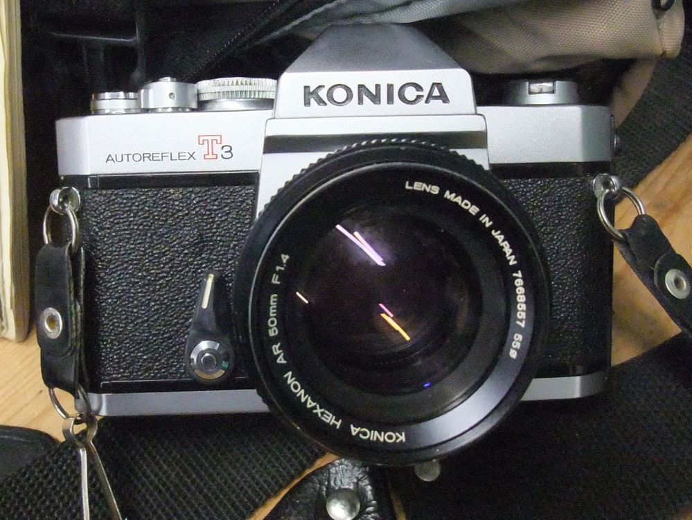 Ausrüstung Konica Autoreflex T3 (Defekt) in Lützelflüh-Goldbach für CHF ...