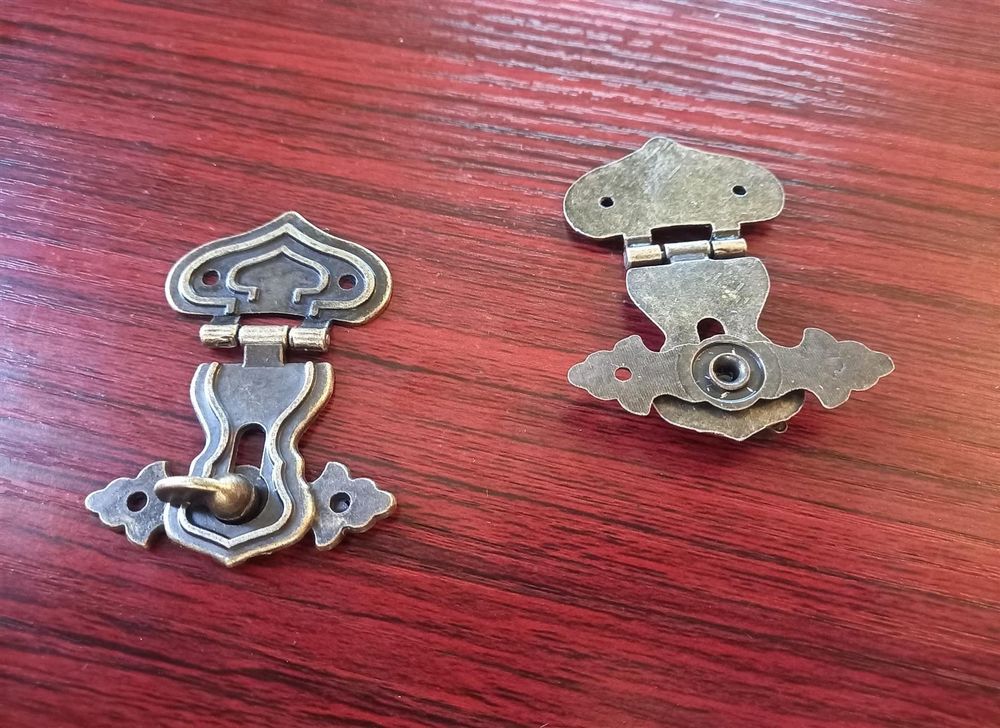 10x Verschlüsse im Vintage Stil Bronze - Fermoir loquet (Neu und originalverpackt) in Bremblens ...