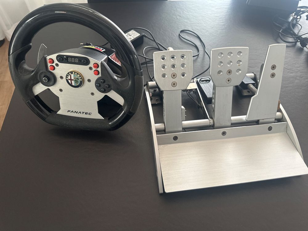 Fanatec CSR Wheel & Clubsport Pedals | Kaufen auf Ricardo