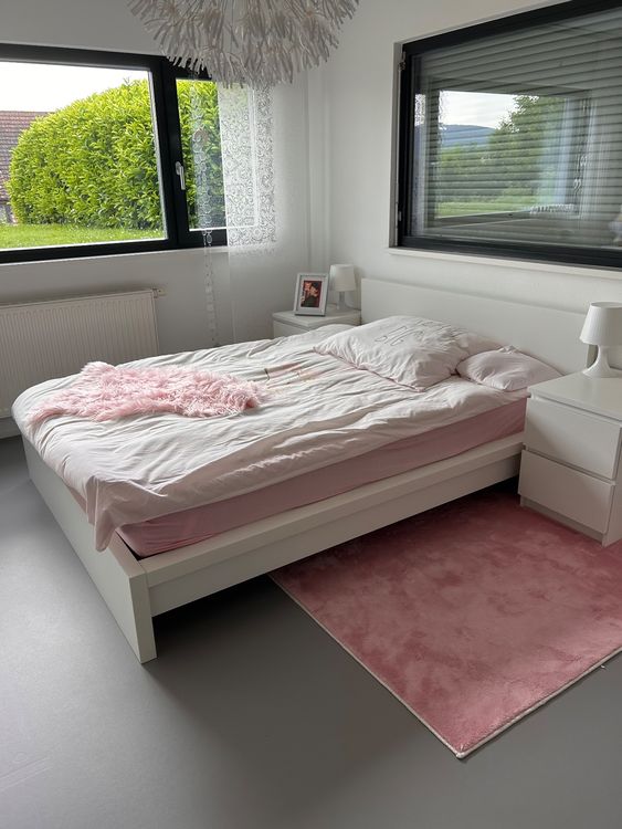 Bett weiss 140x200xm (Gebraucht) in Nenzlingen für CHF 280 – nur ...