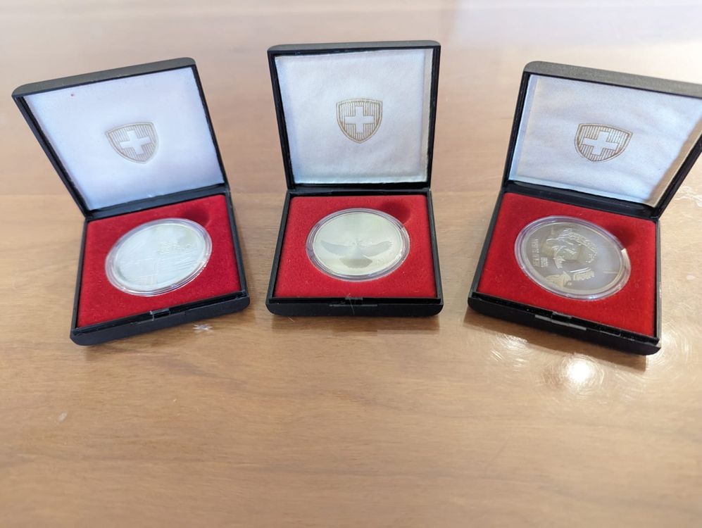 Set 3x Gedenkmünzen Schweiz CHF 5.- Polierte Platte in Etuis | Kaufen auf Ricardo
