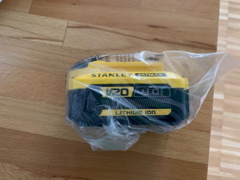 Stanley Akku 18v 4.0Ah Fatmax V20 Neuwertig (Neu (gemäss Beschreibung)) in Zürich für CHF 65 ...