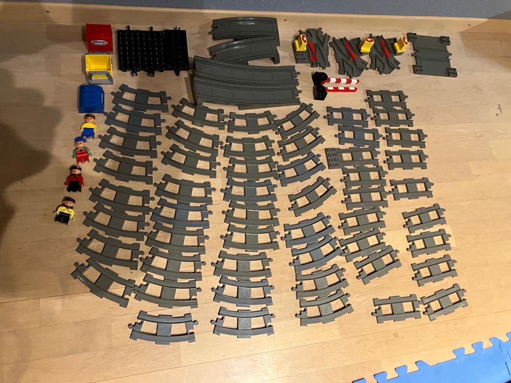 LEGO Duplo Eisenbahn Schienen Set, gebraucht (Gebraucht) in Triengen für CHF 50 – mit Lieferung ...