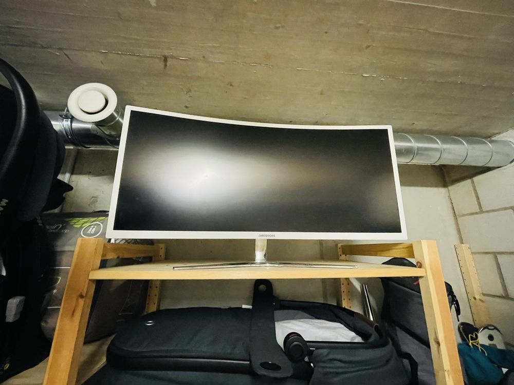 Medion 34 Zoll Monitor curved (Gebraucht) in Möhlin für CHF 50 – nur ...