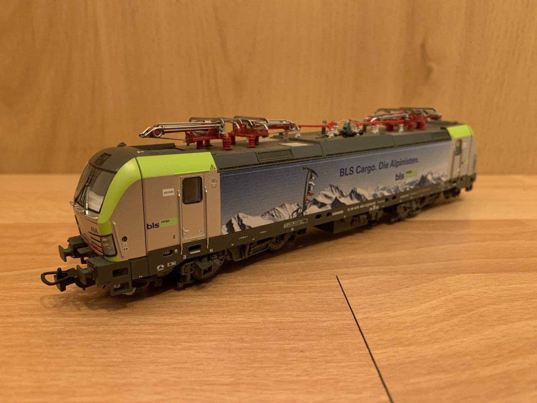 Piko BLS Vectron Re 475 mit Digital Decoder ESU (Gebraucht) in Därligen ...