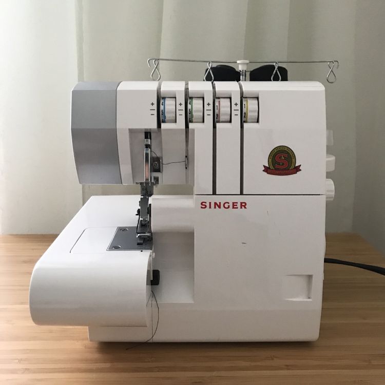 Overlock Nähmaschine Singer (Gebraucht) in Zürich für CHF 170 – mit ...