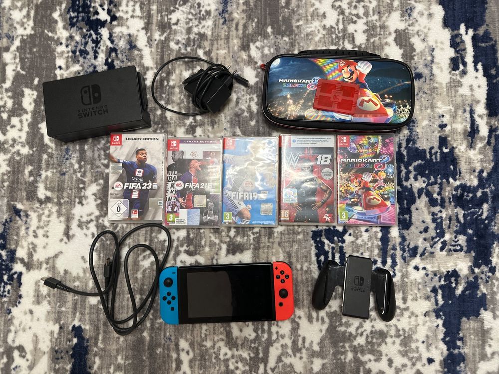 Nintendo Switch plus spiele und Kabel (Gebraucht) in Solothurn für CHF ...