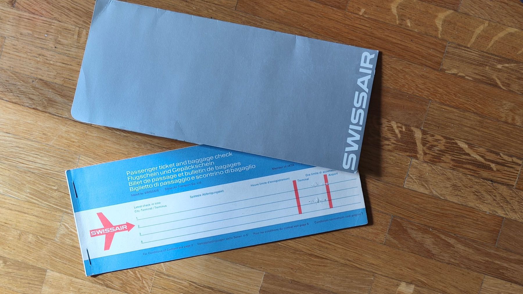 Swissair Flugticket mit Jacket aus den fruehen 1970er Jahren (Gebraucht ...