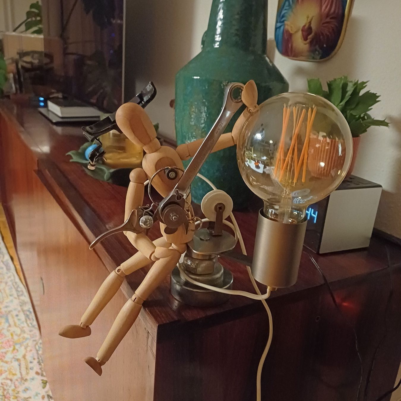 Lampe mannequin articulé 😜 (D'occasion) à Le Locle pour CHF 170 ...