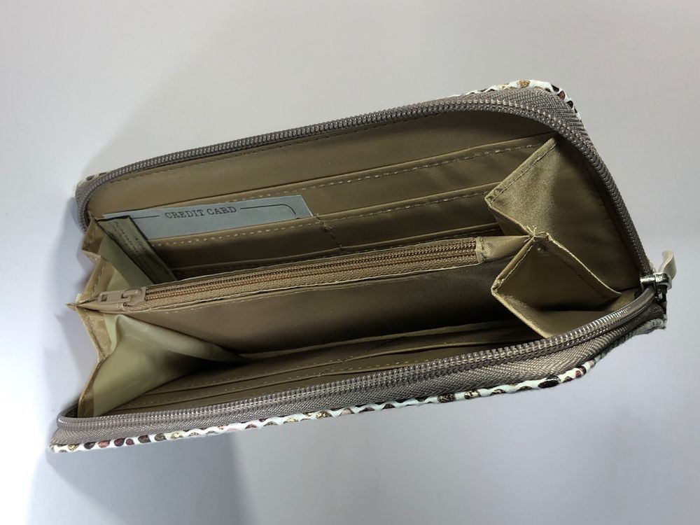 Schönes Portemonnaie mit Schlangenmuster, neu (Neu (gemäss Beschreibung ...