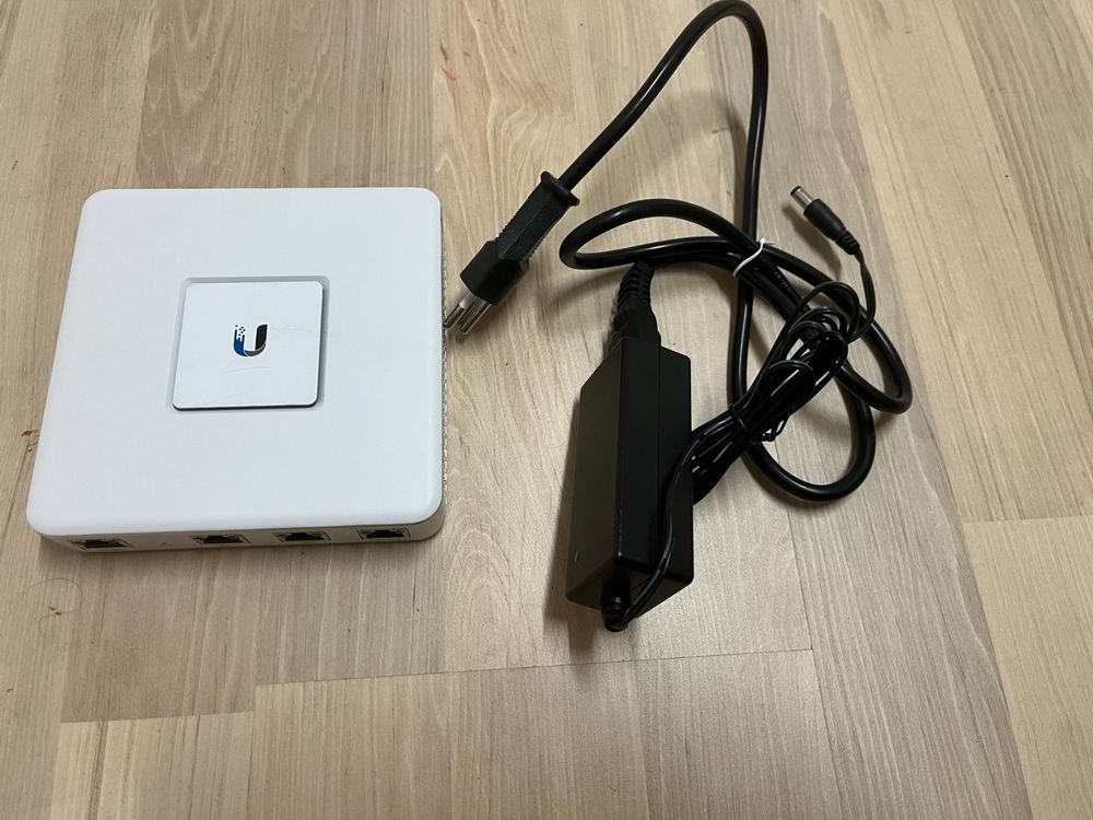 UNIFI USG - Security Gateway (Gebraucht) in Sevelen für CHF 79 – mit ...