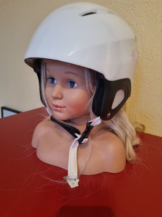 Skihelm Kinder Celsyus (Gebraucht) in Gelterkinden für CHF 12 – mit ...