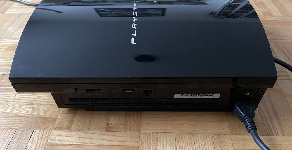 Playstation 3 Konsole CECHL03 + 10 Spiele (Gebraucht) in Binningen für ...