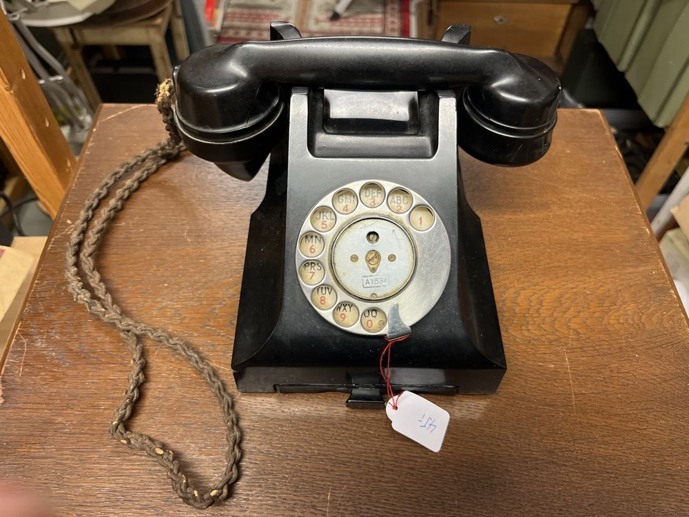 Antikes schönes Tisch Telefon mit Wählscheibe Top Dekostück (Gebraucht ...