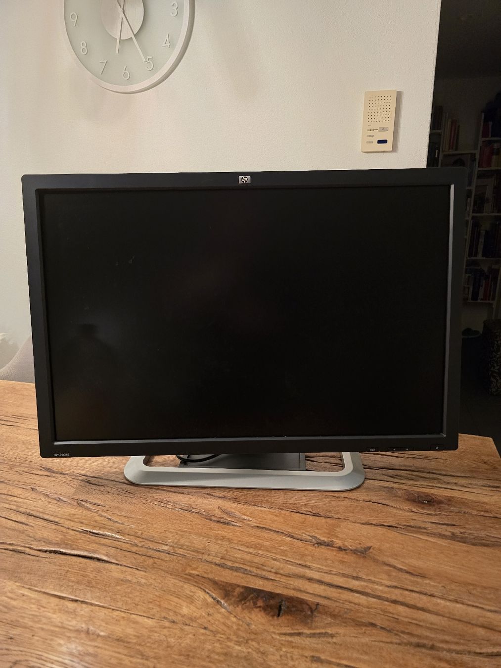 HP LP3065 Monitor - Top Zustand - sofort verfügbar! (Gebraucht) in ...