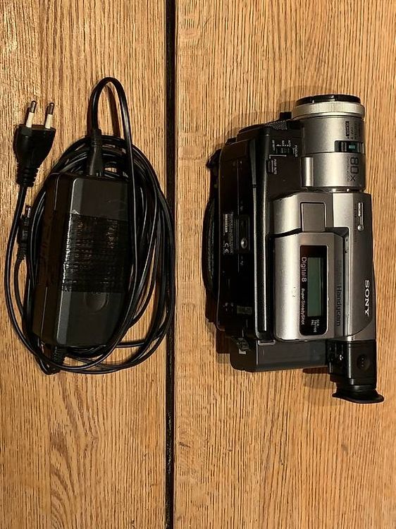 Sony Digital8 Handycam DCR-TRV110E PAL - Top Zustand! (Gebraucht) in ...