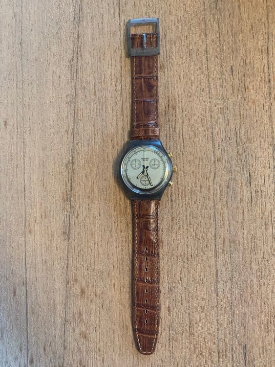 GOLDFINGER Swatch Chrono (SCM100) (Neu und originalverpackt) in Luzern für CHF 52 – mit ...