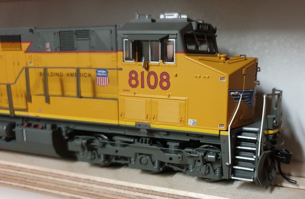 US Lok GE ES44AC UP H0 | Kaufen auf Ricardo