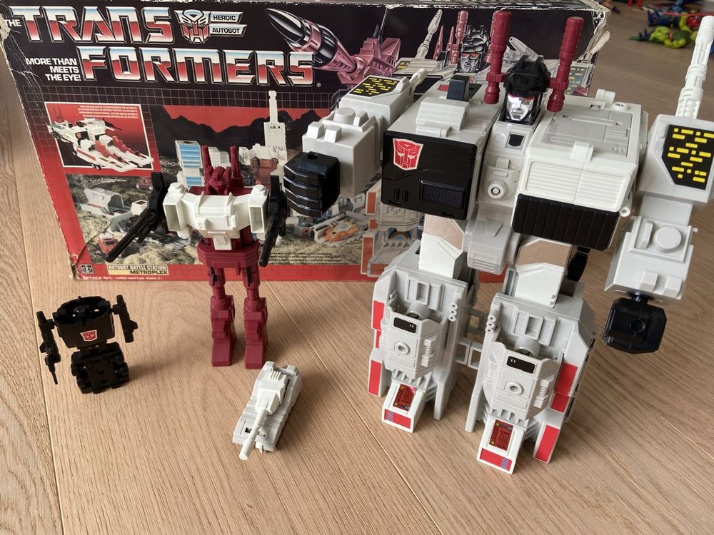 ***Transformers Metroplex 80er Original OVP*** (Gebraucht) in Zollikon ...