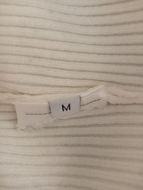 Guess Strick Kleid (Gebraucht) in Wängi für CHF 40 – mit Lieferung auf ...