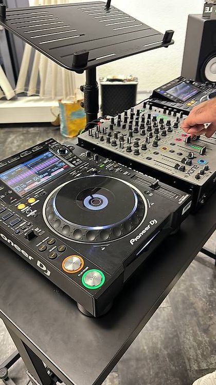 PIONEER CDJ 2000 Nexus 2 + Allen & Heath Xone 96 (D'occasion) à ...