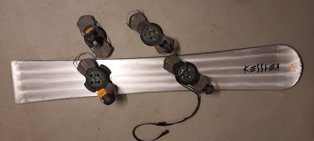 Snowboard Kessler (Gebraucht) in Thalwil für CHF 120 – nur Abholung auf ...