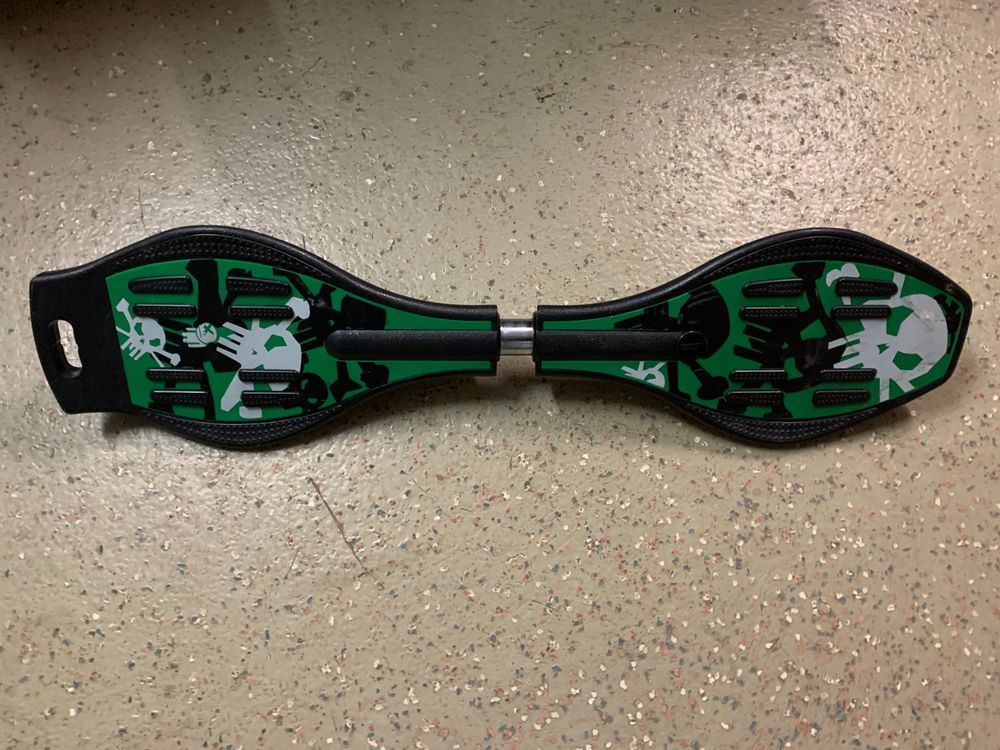 Waveboard 2 Stück blau und Grün | Kaufen auf Ricardo