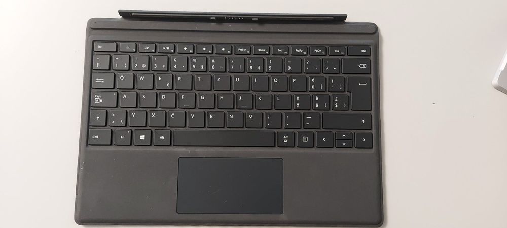 Tastatur zu Microsoft 1724 128 GB | Kaufen auf Ricardo