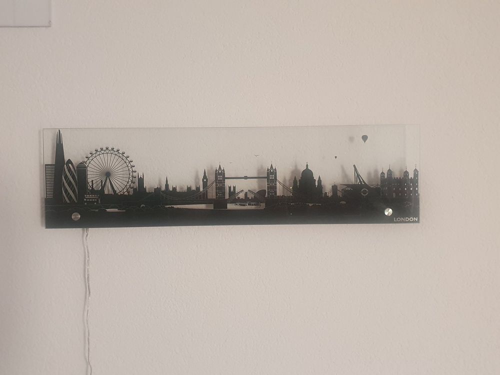 London Skyline LED Wand/Standbild (Gebraucht) in Utzenstorf für CHF 5 ...
