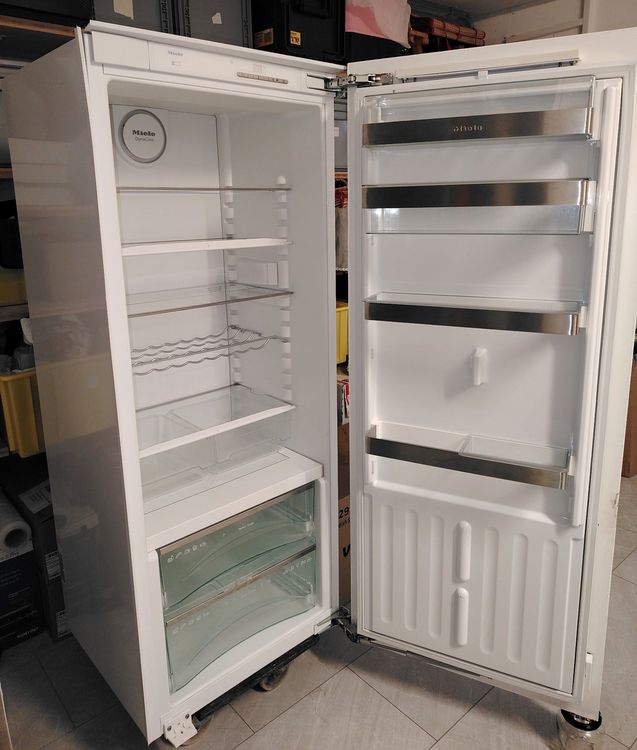 Miele K 9557 ID-4 Einbau-Kühlschrank Rechts Farbe Weiss | Kaufen auf Ricardo