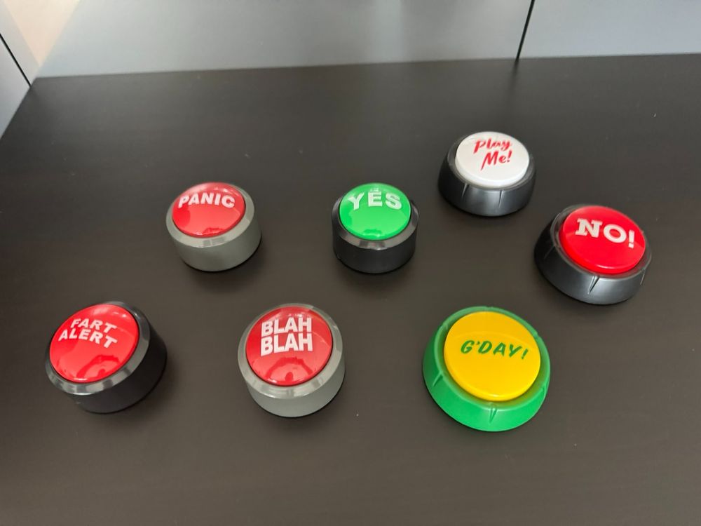 Lustige Sprüche Taster / Buzzer - 7 Stk. - ohne Batterien (Gebraucht ...
