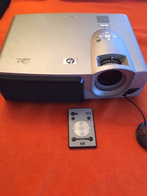 HP Beamer vp6111 (Gebraucht) in Tennwil für CHF 16 – mit Lieferung auf ...