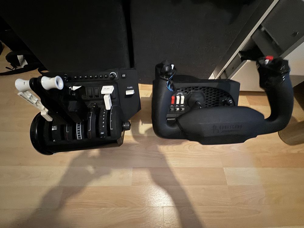 Honeycomb Flightsimulator Set (Gebraucht) in Arisdorf für CHF 250 – nur ...