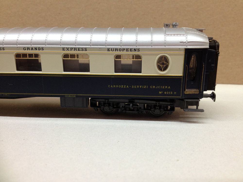 Rivarossi 2500 Pullman Express 4013 C.I.W.L., H0 (Gebraucht) in Neuendorf für CHF 66 – mit ...