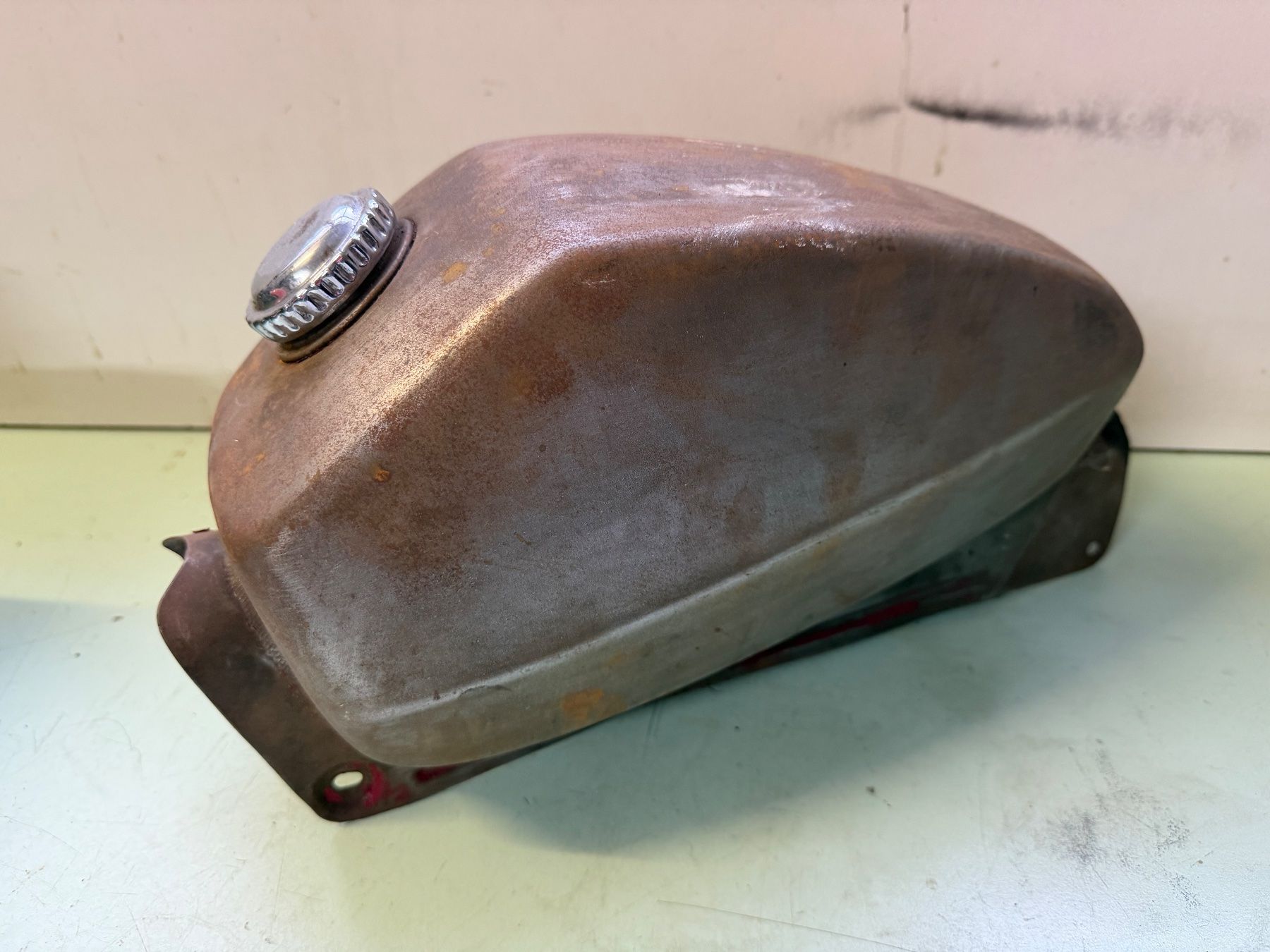 Tank / reservoir - PONY CILO GTX (Gebraucht) in Courtételle für CHF 85 ...
