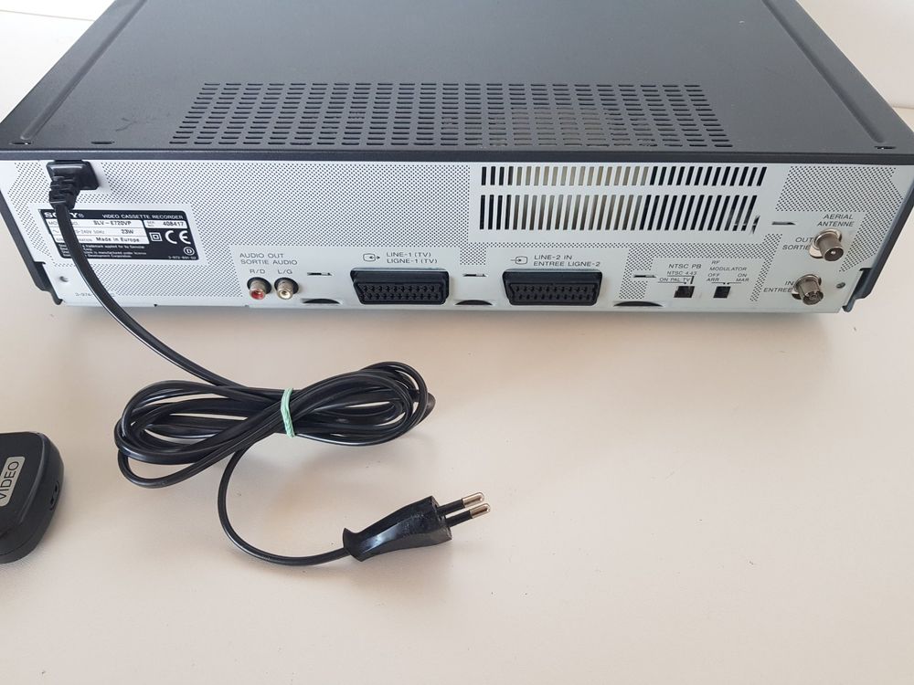 Sony SLV-E720 Hi-Fi Stereo VHS Videorecorder (Gebraucht) in Bassersdorf ...