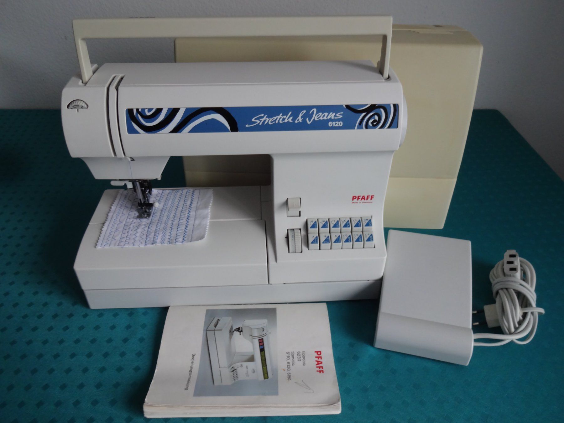 PFAFF Stretch&Jeans-6120/Rev. mit 3-Monate Garantie (Gebraucht) in ...