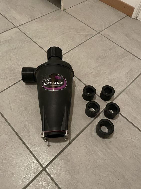 Dust Commander DLX mit Zubehör (Gebraucht) in Märstetten für CHF 30 ...