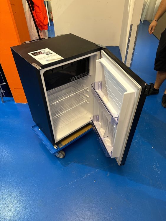 Engel Solarkühlschrank Kompressor CK-100/ST-90E Aussteller | Kaufen auf ...