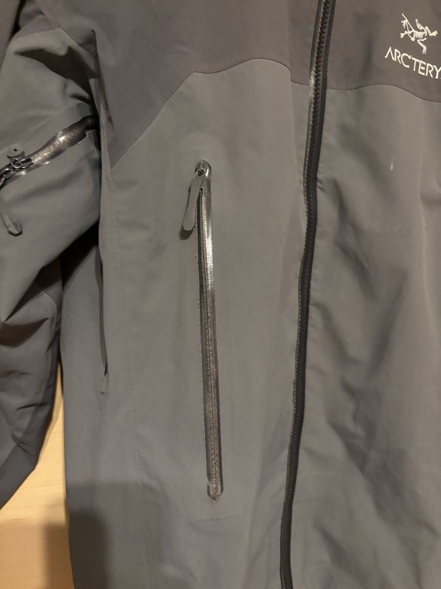 Veste Arcteryx Beta (Gebraucht) in Cheseaux-Noréaz für CHF 60 – mit ...