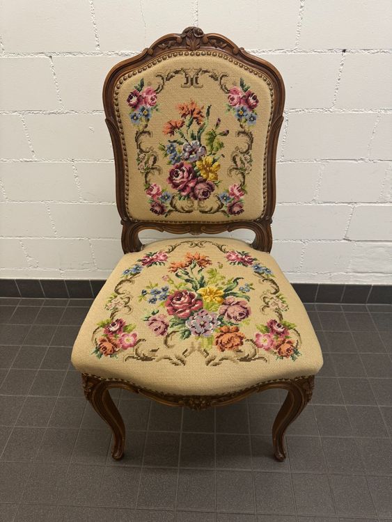 Antiker Gobelin Stuhl Sessel mit Blumenmuster Stickerei (Gebraucht) in bad ragaz für CHF 70 ...
