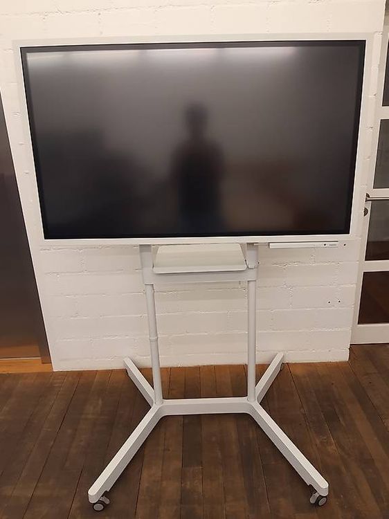 Samsung Flip WM55H mit Standfuss und Touchscreen (Gebraucht) in Oberwil ...