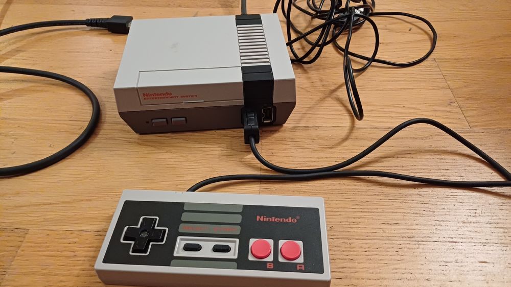 Nintendo Classic Mini NES Konsole Original (Gebraucht) in Aarau für CHF ...