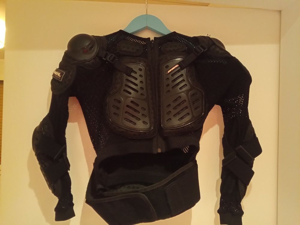 Underdog Protektorenweste Junior Medium (Neu (gemäss Beschreibung)) in Kirchdorf BE für CHF 20 ...